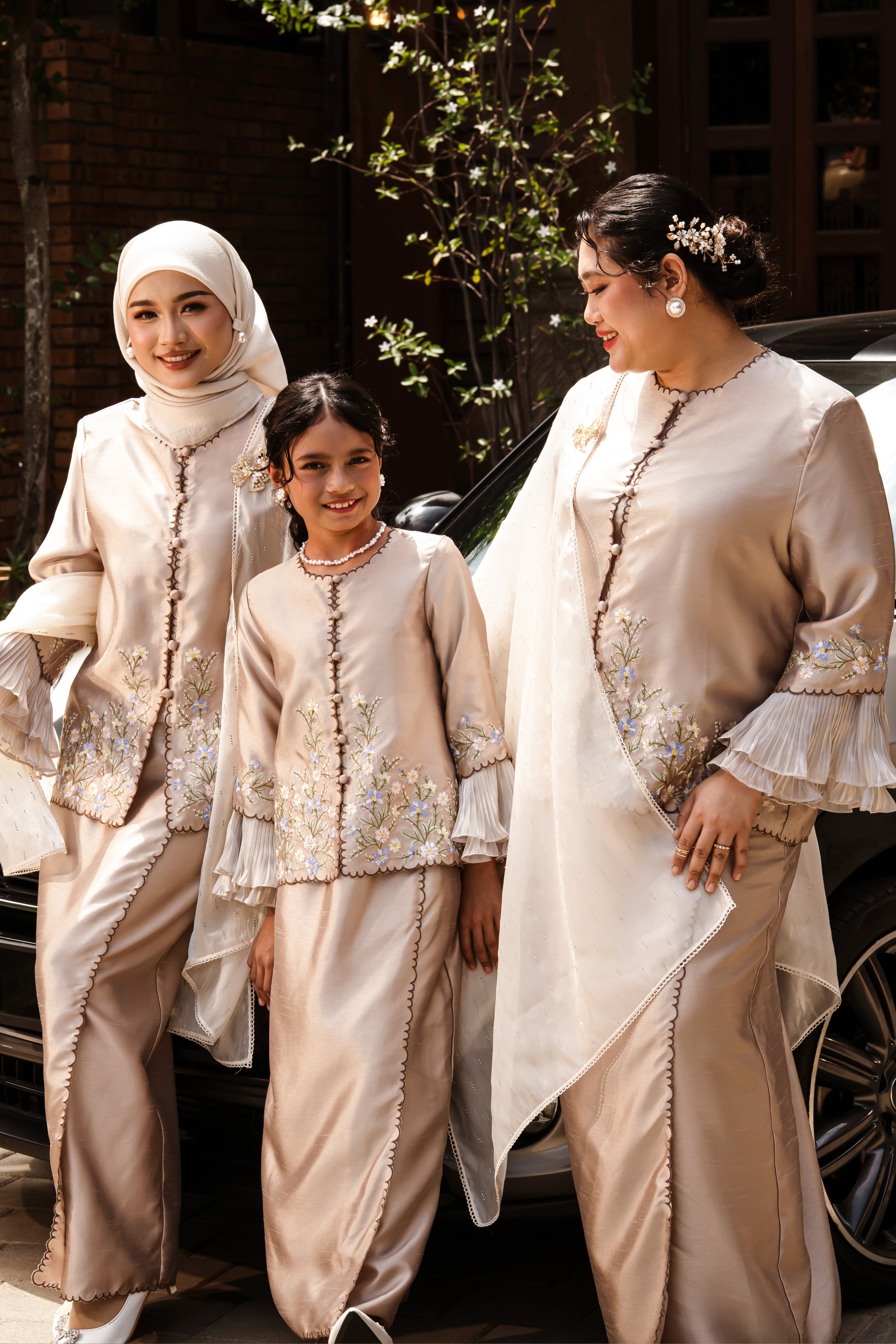 Sophia Plus Kurung Shantung – JASMINA